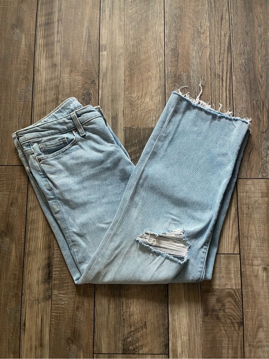 Old Navy | Jeans | Old Navy Light Wash Ankle Crop Jeans With Frayed Hem ...